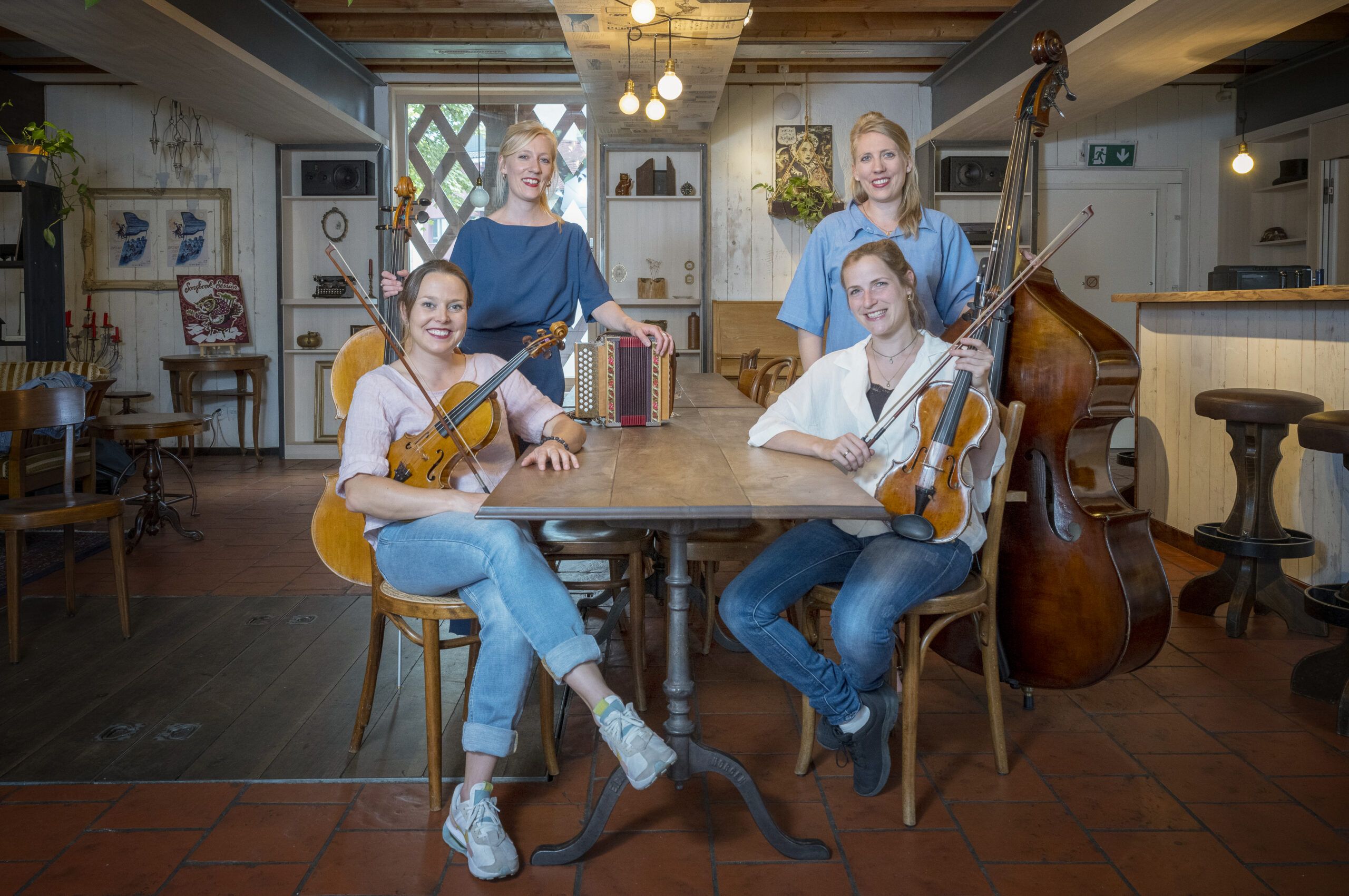 Aktuell - Evelyn & Kristina Brunner